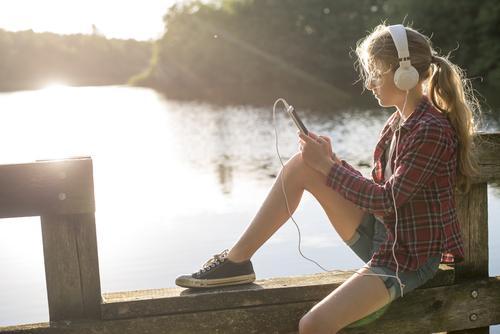 Apple Shareholders: Protect Kids from iPhone Addiction | MyRatePlan