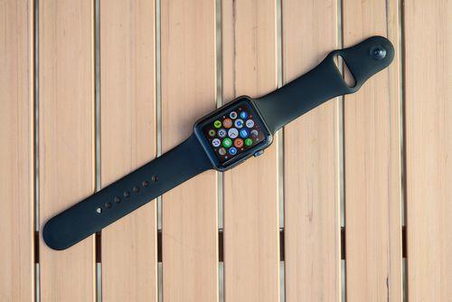 So How Is The Apple Watch Doing So Far? | MyRatePlan