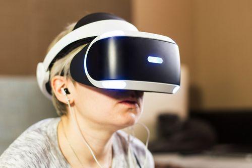 IDC: Global Shipments Of AR, VR Headsets To Grow To Nearly 100 Million ...