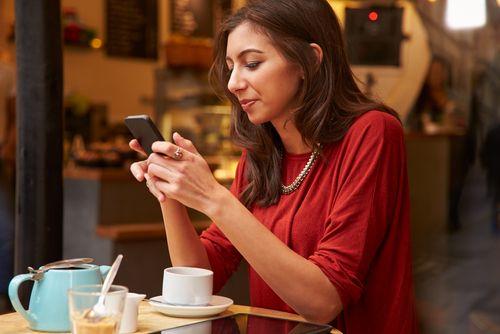 People Are Going Online Using Their Smartphones Now More Than Ever ...